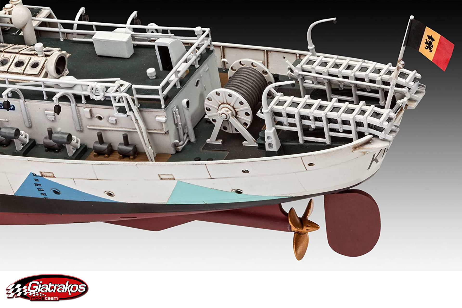 HMS Buttercup, Flower Class Corvette Scale 1/144, Revell 05158